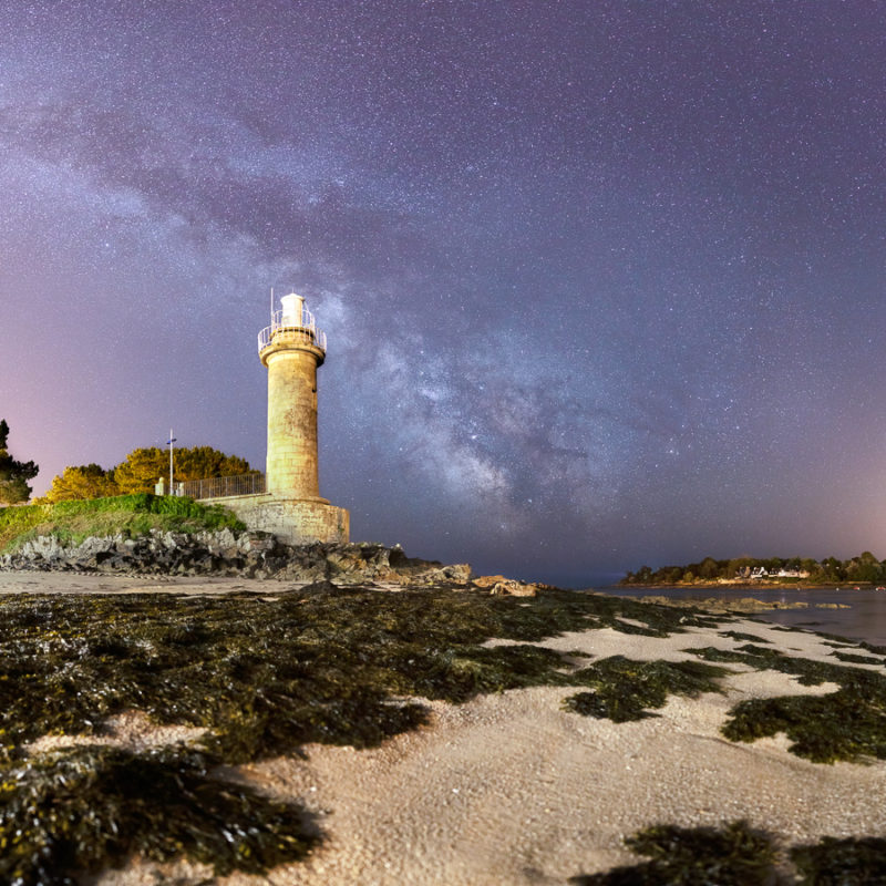 Photo "Bénodet : phare du Coq" - Les Têtes de l'Art